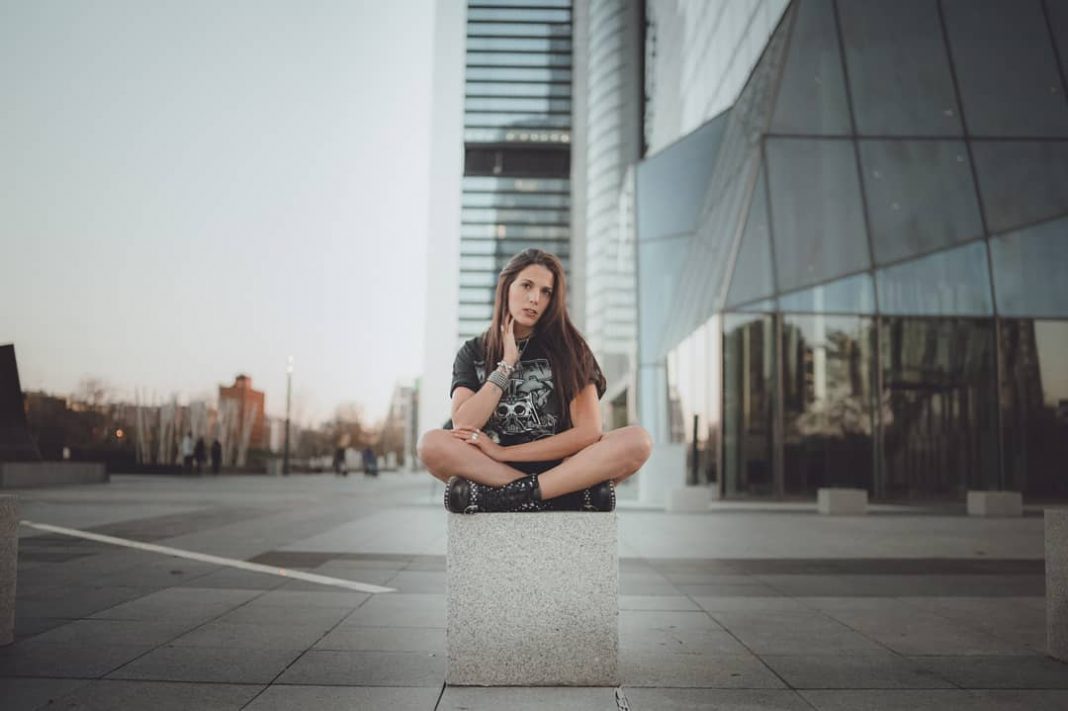 MUJERES EN LA INDUSTRIA MUSICAL: ZAYK (METALOVISION) - Rock Culture